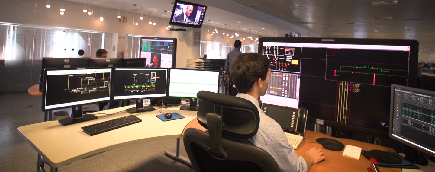 AI to reduce the cognitive load and support distribution grid operators ...